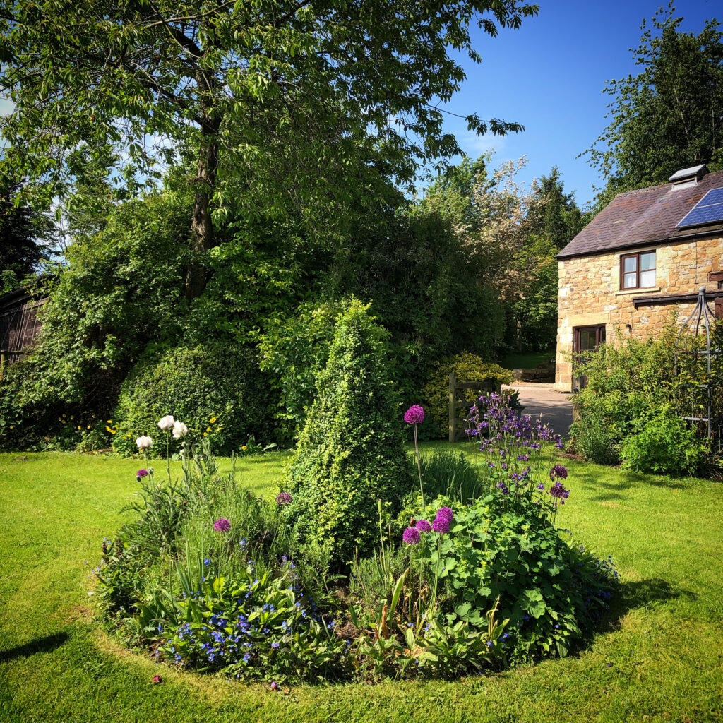 Local Attractions - Hopevale Cottages
